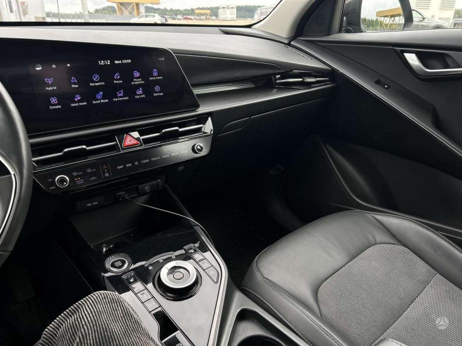 Pelēks Kia Niro 2022 Viļņa, ar dzinēja tilpumu 1.58 L un nobraukumu 191 tūkst. km par 16800 €, foto 11 vietnē AUTOMOTO.COM.LV
