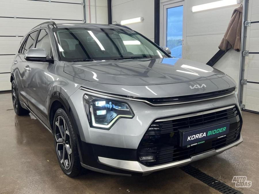 Серый Киа Niro 2022 в Аукштейи Русокай, объемом двигателя 1.60 л и пробегом 209 тыс. км за 16214 €, фото 1 на AUTOMOTO.COM.LV