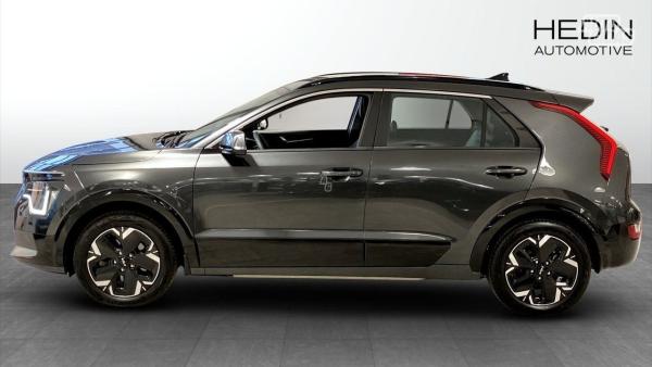 Grey Kia Niro 2023 in Kaunas, with an engine capacity of 0.00 L and mileage of 54 thousand km for 31272 €, photo 6 on AUTOMOTO.COM.LV