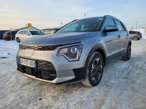 Grey Kia Niro 2023 in Vilnius, with an engine capacity of 0.00 L and mileage of 90 thousand km for 21000 €, photo 2 on AUTOMOTO.COM.LV