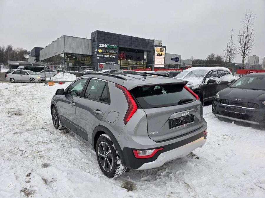 Pelēks Kia Niro 2023 Viļņa, ar dzinēja tilpumu 1.58 L un nobraukumu 80 tūkst. km par 19700 €, foto 8 vietnē AUTOMOTO.COM.LV