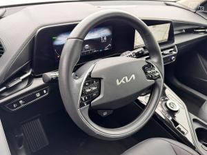 Pelēks Kia Niro 2023 Kauņa, ar dzinēja tilpumu 1.60 L un nobraukumu 162 tūkst. km par 17900 €, foto 10 vietnē AUTOMOTO.COM.LV