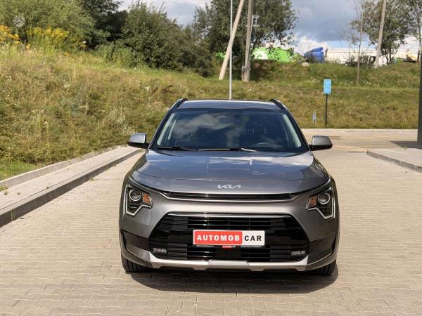 Серый Киа Niro 2023 в Вильнюс, объемом двигателя 1.58 л и пробегом 85 тыс. км за 21500 €, фото 3 на AUTOMOTO.COM.LV