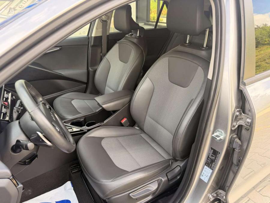 Pelēks Kia Niro 2023 Viļņa, ar dzinēja tilpumu 1.58 L un nobraukumu 85 tūkst. km par 21500 €, foto 15 vietnē AUTOMOTO.COM.LV