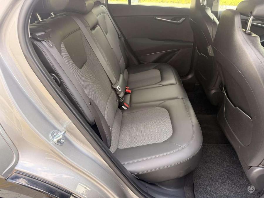 Pelēks Kia Niro 2023 Viļņa, ar dzinēja tilpumu 1.58 L un nobraukumu 85 tūkst. km par 21500 €, foto 19 vietnē AUTOMOTO.COM.LV
