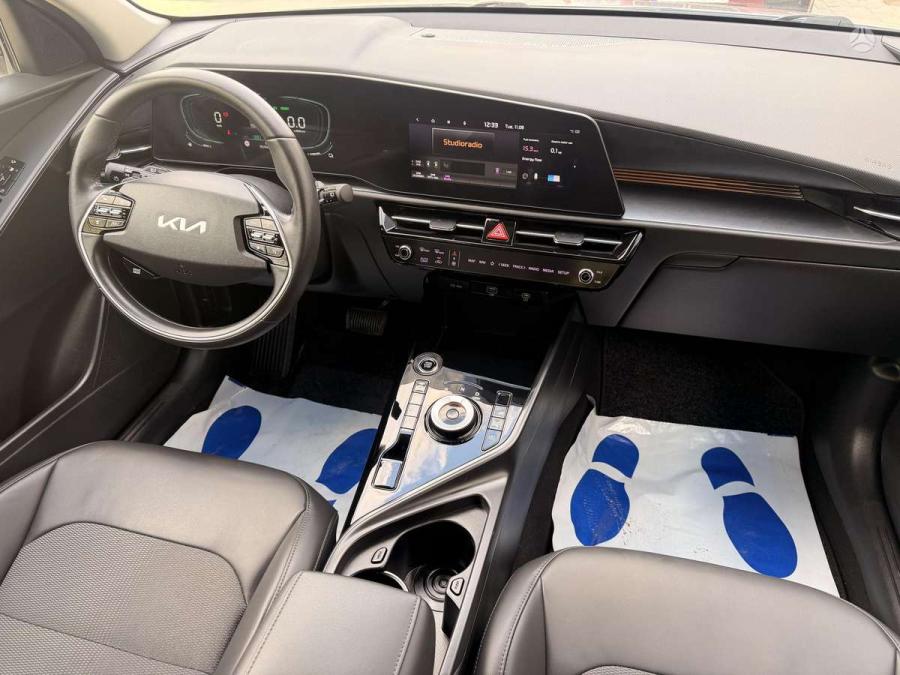 Pelēks Kia Niro 2023 Viļņa, ar dzinēja tilpumu 1.58 L un nobraukumu 85 tūkst. km par 21500 €, foto 20 vietnē AUTOMOTO.COM.LV