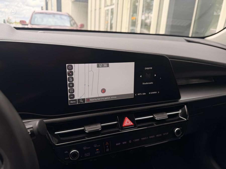 Pelēks Kia Niro 2023 Viļņa, ar dzinēja tilpumu 1.58 L un nobraukumu 85 tūkst. km par 21500 €, foto 40 vietnē AUTOMOTO.COM.LV