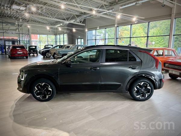 Pelēks Kia Niro 2023 Dobele, ar dzinēja tilpumu 0.00 L un nobraukumu 17 tūkst. km par 28950 €, foto 7 vietnē AUTOMOTO.COM.LV