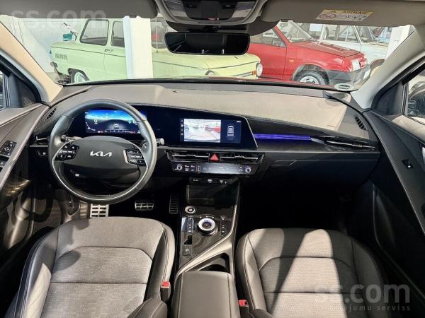 Pelēks Kia Niro 2023 Dobele, ar dzinēja tilpumu 0.00 L un nobraukumu 17 tūkst. km par 28950 €, foto 10 vietnē AUTOMOTO.COM.LV