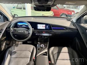 Grey Kia Niro 2023 in Dobele, with an engine capacity of 0.00 L and mileage of 17 thousand km for 28950 €, photo 10 on AUTOMOTO.COM.LV