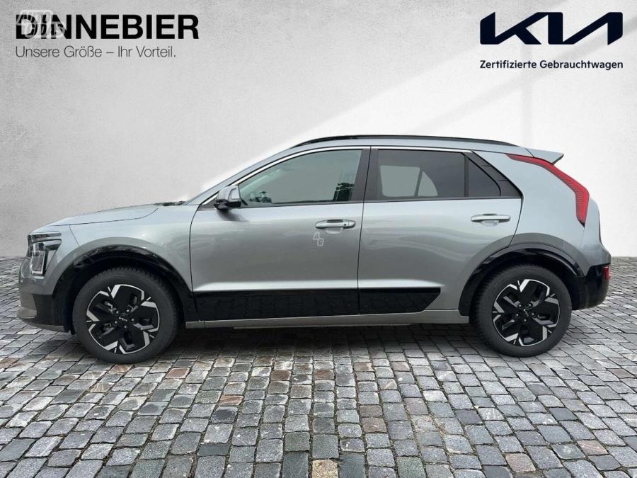 Pelēks Kia Niro 2024 Kauņa, ar dzinēja tilpumu 0.00 L un nobraukumu 46 tūkst. km par 32958 €, foto 3 vietnē AUTOMOTO.COM.LV