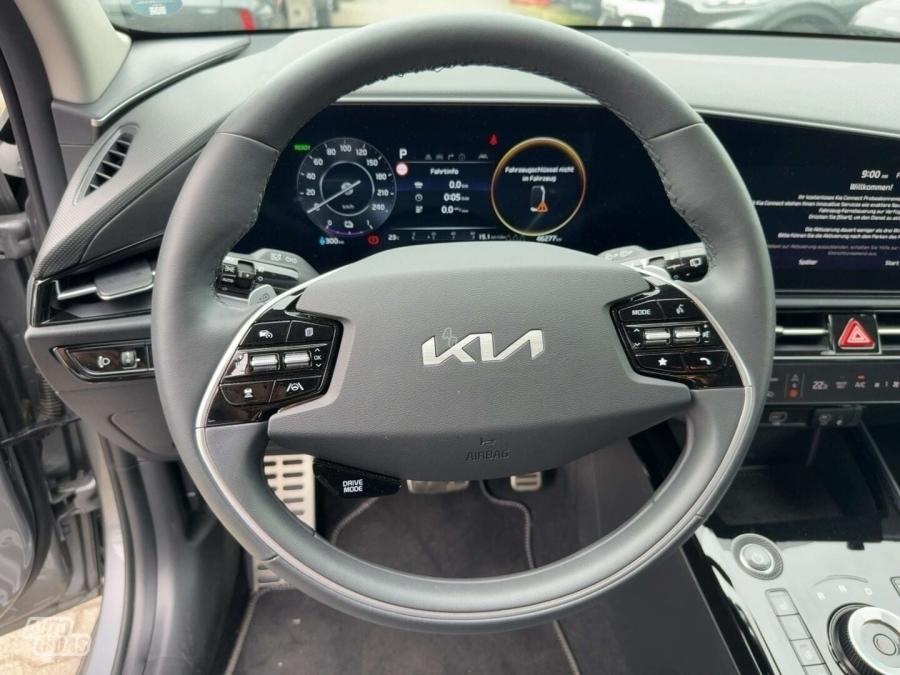 Pelēks Kia Niro 2024 Kauņa, ar dzinēja tilpumu 0.00 L un nobraukumu 46 tūkst. km par 32958 €, foto 12 vietnē AUTOMOTO.COM.LV
