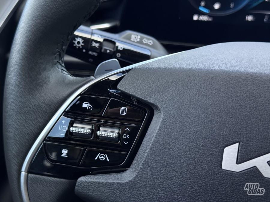 Серый Киа Niro 2024 в Авиженяй, объемом двигателя 1.60 л и пробегом 10 тыс. км за 27950 €, фото 18 на AUTOMOTO.COM.LV