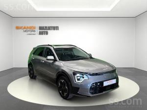Pelēks Kia Niro 2024 Rīga, ar dzinēja tilpumu 1.60 L un nobraukumu 23 tūkst. km par 33990 €, foto 9 vietnē AUTOMOTO.COM.LV