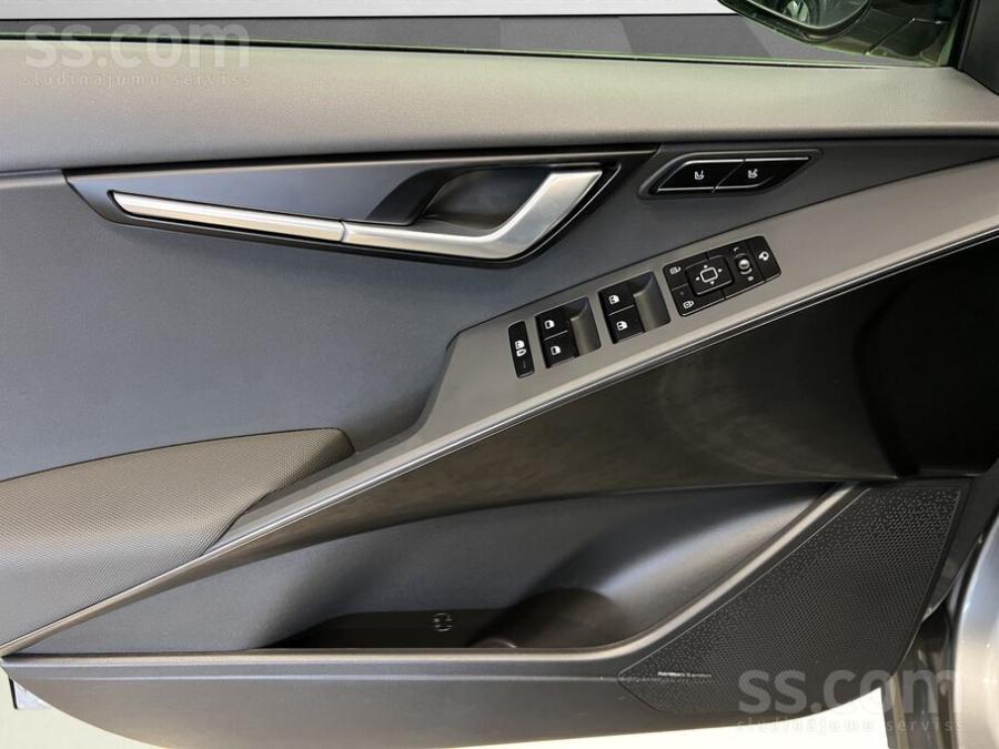 Pelēks Kia Niro 2024 Rīga, ar dzinēja tilpumu 1.60 L un nobraukumu 23 tūkst. km par 33990 €, foto 13 vietnē AUTOMOTO.COM.LV