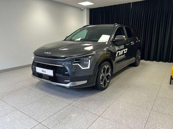 Pelēks Kia Niro 2026 Viļņa, ar dzinēja tilpumu 1.60 L un nobraukumu 3 tūkst. km par 30990 €, foto 1 vietnē AUTOMOTO.COM.LV