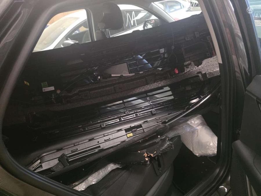 Pelēks Kia Niro 2026 Tauragė, ar dzinēja tilpumu 1.59 L un nobraukumu 2 tūkst. km par 17300 €, foto 8 vietnē AUTOMOTO.COM.LV