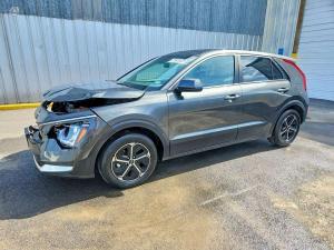 Pelēks Kia Niro 2026 Klaipėda, ar dzinēja tilpumu 1.58 L un nobraukumu 28 tūkst. km par 15000 €, foto  vietnē AUTOMOTO.COM.LV