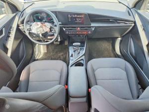 Pelēks Kia Niro 2026 Klaipėda, ar dzinēja tilpumu 1.58 L un nobraukumu 28 tūkst. km par 15000 €, foto 9 vietnē AUTOMOTO.COM.LV