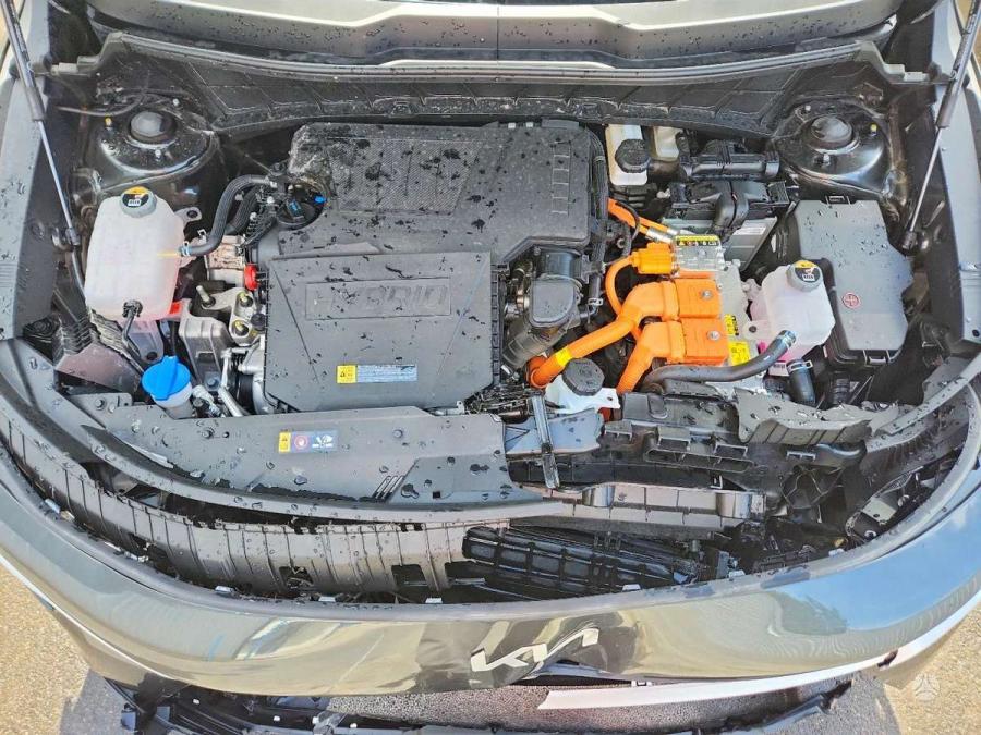Pelēks Kia Niro 2026 Klaipėda, ar dzinēja tilpumu 1.58 L un nobraukumu 28 tūkst. km par 15000 €, foto 13 vietnē AUTOMOTO.COM.LV