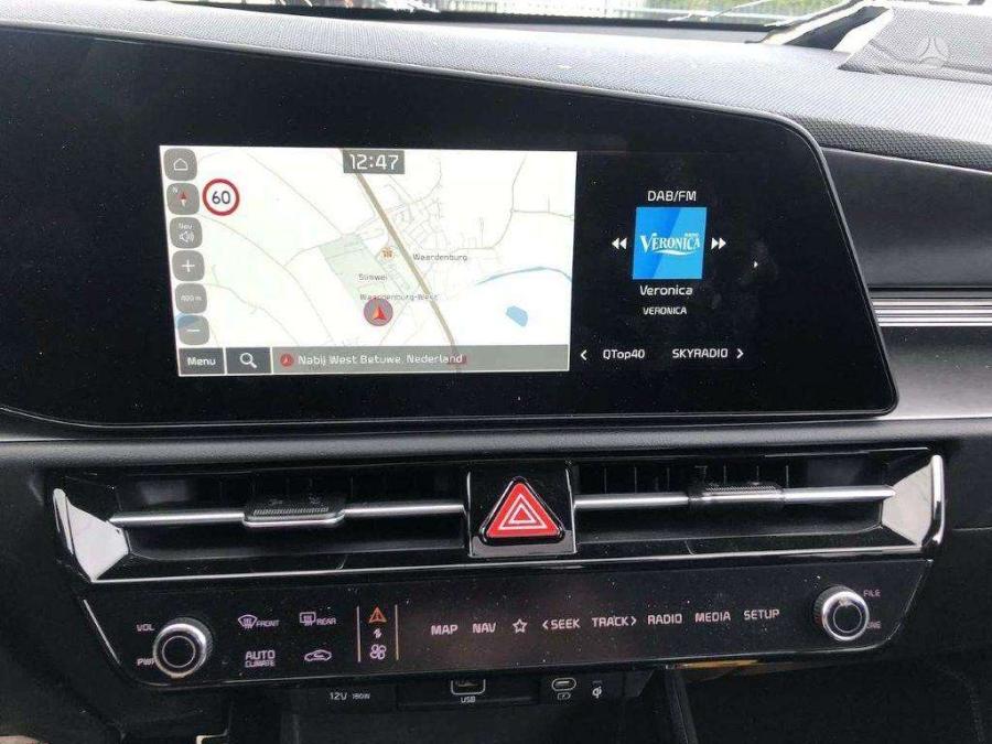 Grey Kia Niro 2026 in Kaunas, with an engine capacity of 1.58 L and mileage of 6 thousand km for 16900 €, photo 12 on AUTOMOTO.COM.LV