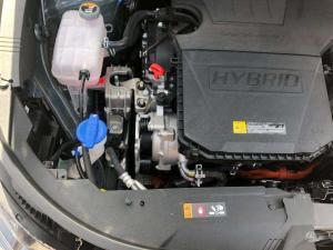 Grey Kia Niro 2026 in Kaunas, with an engine capacity of 1.58 L and mileage of 6 thousand km for 16900 €, photo 15 on AUTOMOTO.COM.LV