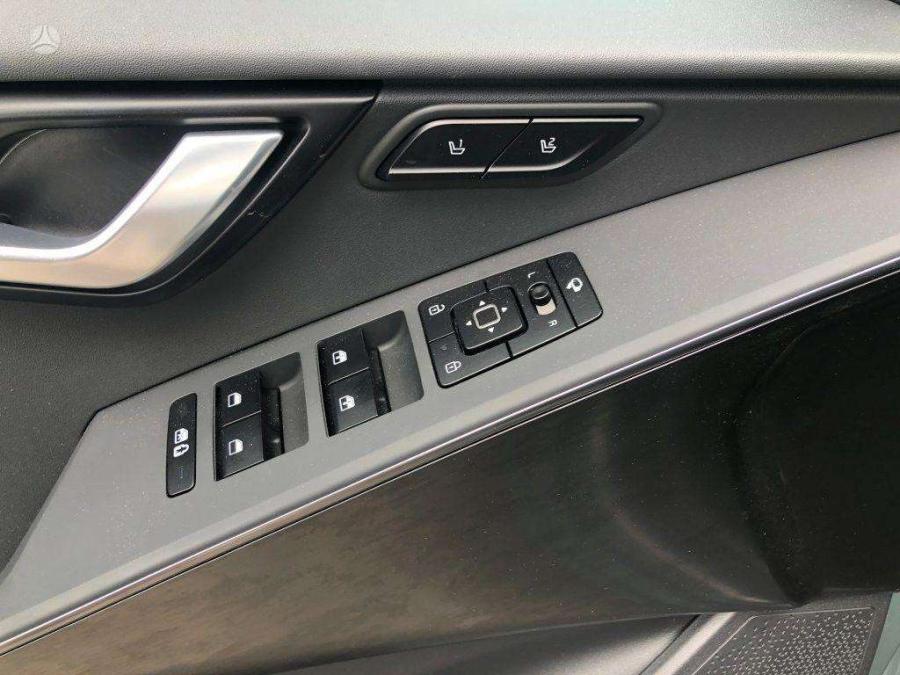 Grey Kia Niro 2026 in Kaunas, with an engine capacity of 1.58 L and mileage of 6 thousand km for 16900 €, photo 19 on AUTOMOTO.COM.LV