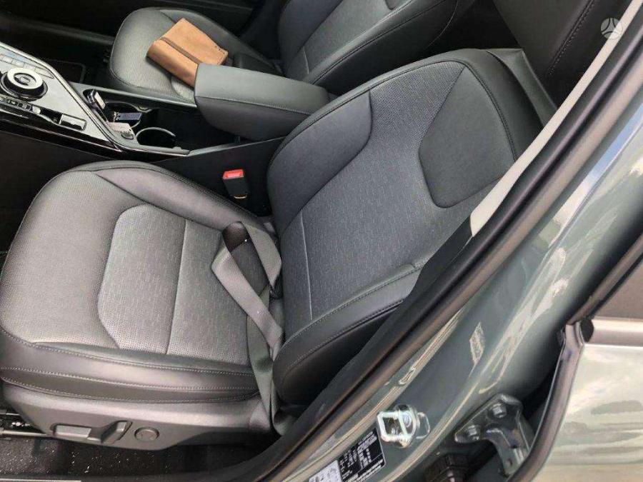 Grey Kia Niro 2026 in Kaunas, with an engine capacity of 1.58 L and mileage of 6 thousand km for 16900 €, photo 21 on AUTOMOTO.COM.LV