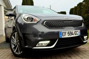 Grey Kia Niro 2017 in Kaunas, with an engine capacity of 1.60 L and mileage of 148 thousand km for 10450 €, photo 16 on AUTOMOTO.COM.LV