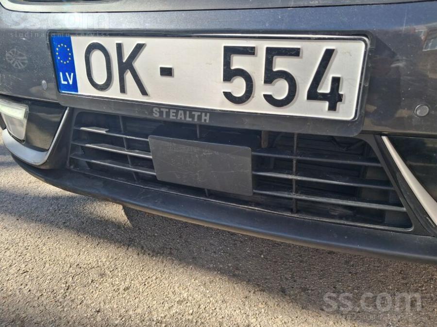 Pelēks Kia Niro 2018 Rīga, ar dzinēja tilpumu 1.60 L un nobraukumu 269 tūkst. km par 9400 €, foto 8 vietnē AUTOMOTO.COM.LV