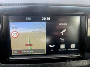 Grey Kia Niro 2019 in Daugavpils, with an engine capacity of 0.00 L and mileage of 165 thousand km for 17985 €, photo 18 on AUTOMOTO.COM.LV