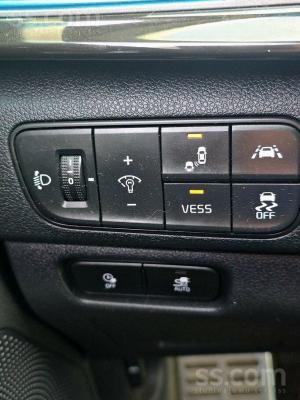 Grey Kia Niro 2019 in Daugavpils, with an engine capacity of 0.00 L and mileage of 165 thousand km for 17985 €, photo 20 on AUTOMOTO.COM.LV