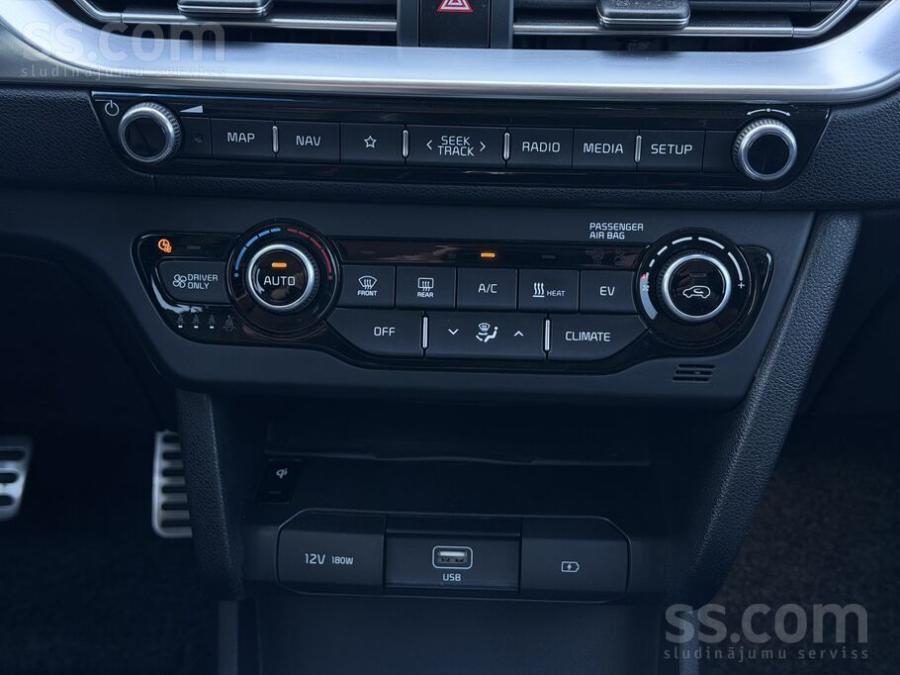 Pelēks Kia Niro 2020 Rīga, ar dzinēja tilpumu 0.00 L un nobraukumu 182 tūkst. km par 13980 €, foto 19 vietnē AUTOMOTO.COM.LV