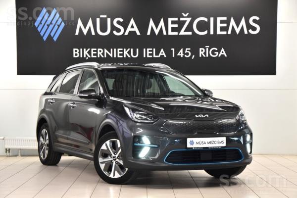 Серый Киа Niro 2021 в Рига, объемом двигателя 0.00 л и пробегом 90 тыс. км за 24550 €, фото 3 на AUTOMOTO.COM.LV