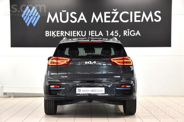 Серый Киа Niro 2021 в Рига, объемом двигателя 0.00 л и пробегом 90 тыс. км за 24550 €, фото 7 на AUTOMOTO.COM.LV