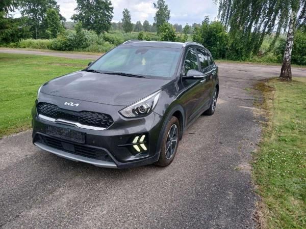 Pelēks Kia Niro 2022 Rokiškis, ar dzinēja tilpumu 1.60 L un nobraukumu 300 tūkst. km par 7999 €, foto 10 vietnē AUTOMOTO.COM.LV