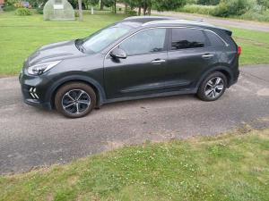 Pelēks Kia Niro 2022 Rokiškis, ar dzinēja tilpumu 1.60 L un nobraukumu 300 tūkst. km par 7999 €, foto 13 vietnē AUTOMOTO.COM.LV