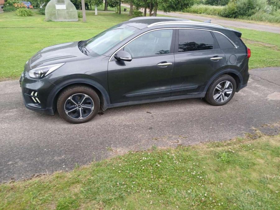 Pelēks Kia Niro 2022 Rokiškis, ar dzinēja tilpumu 1.60 L un nobraukumu 300 tūkst. km par 7999 €, foto 13 vietnē AUTOMOTO.COM.LV