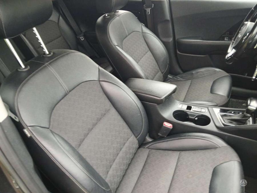 Pelēks Kia Niro 2022 Rokiškis, ar dzinēja tilpumu 1.60 L un nobraukumu 300 tūkst. km par 7999 €, foto 14 vietnē AUTOMOTO.COM.LV