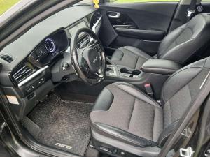 Pelēks Kia Niro 2022 Rokiškis, ar dzinēja tilpumu 1.60 L un nobraukumu 300 tūkst. km par 7999 €, foto 18 vietnē AUTOMOTO.COM.LV