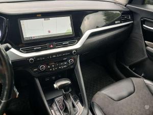 Pelēks Kia Niro 2022 Rokiškis, ar dzinēja tilpumu 1.60 L un nobraukumu 300 tūkst. km par 7999 €, foto 19 vietnē AUTOMOTO.COM.LV