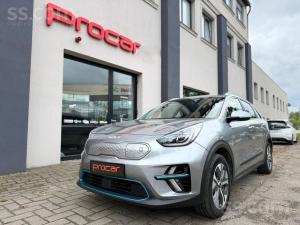 Серый Киа Niro 2022 в Рига, объемом двигателя 0.00 л и пробегом 74 тыс. км за 23900 €, фото 1 на AUTOMOTO.COM.LV