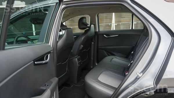 Pelēks Kia Niro 2023 Rīga, ar dzinēja tilpumu 1.60 L un nobraukumu 86 tūkst. km par 25950 €, foto 10 vietnē AUTOMOTO.COM.LV