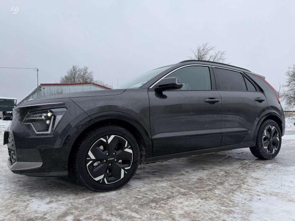 Pelēks Kia Niro 2024 Viļņa, ar dzinēja tilpumu 0.00 L un nobraukumu 6 tūkst. km par 26950 €, foto 9 vietnē AUTOMOTO.COM.LV