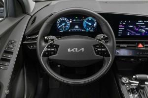 Grey Kia Niro 2024 in Vilnius, with an engine capacity of 1.60 L and mileage of 66 thousand km for 26500 €, photo 17 on AUTOMOTO.COM.LV