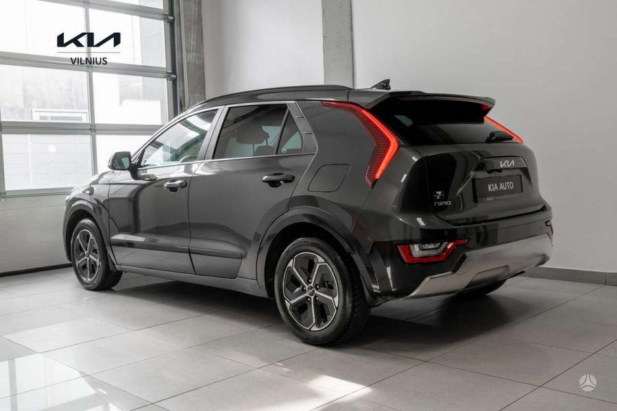 Grey Kia Niro 2024 in Vilnius, with an engine capacity of 1.60 L and mileage of 66 thousand km for 26500 €, photo 30 on AUTOMOTO.COM.LV