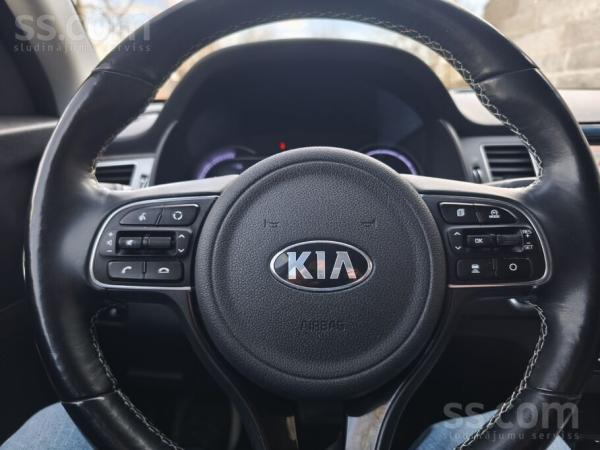 Pelēks Kia Niro 2019 Rīga, ar dzinēja tilpumu 0.00 L un nobraukumu 199 tūkst. km par 15500 €, foto 9 vietnē AUTOMOTO.COM.LV