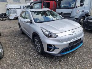 Pelēks Kia Niro 2019 Marijampole, ar dzinēja tilpumu 0.00 L un nobraukumu 215 tūkst. km par 7300 €, foto  vietnē AUTOMOTO.COM.LV