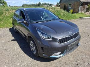 Grey Kia Niro 2019 in Marijampole, with an engine capacity of 1.58 L and mileage of 91 thousand km for 7400 €, photo  on AUTOMOTO.COM.LV