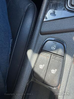 Pelēks Kia Niro 2018 Tallina, ar dzinēja tilpumu 1.60 L un nobraukumu 141 tūkst. km par 11900 €, foto 28 vietnē AUTOMOTO.COM.LV